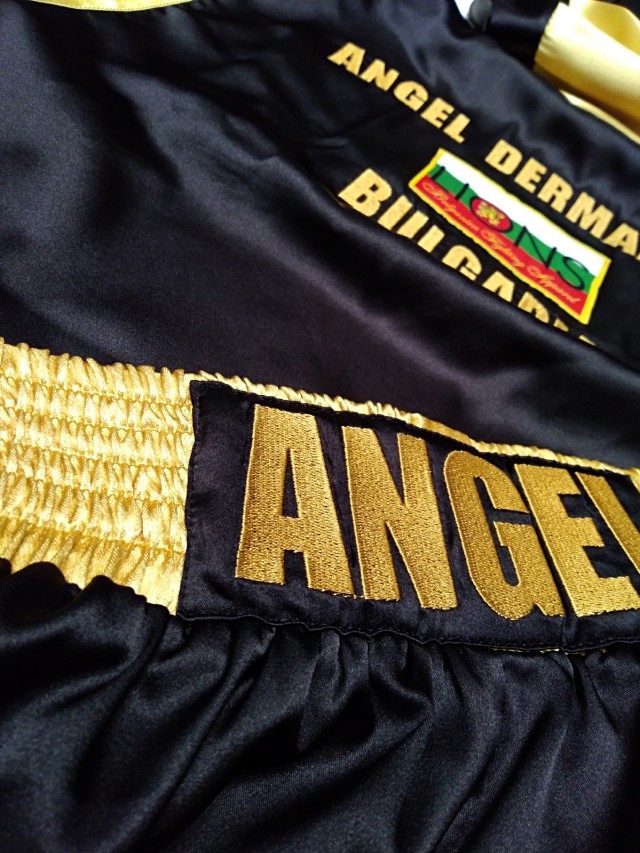 LIONS-Комплект шорти и халат за Бокс и Кик Бокс - Lions Boxing